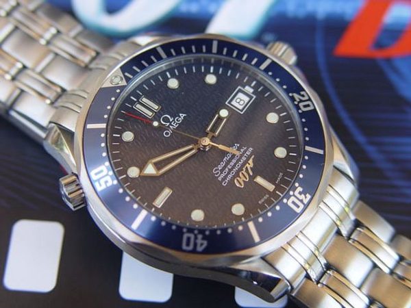 10 Luxury Divers Watches You Need To Know About - Blowers Jewellers